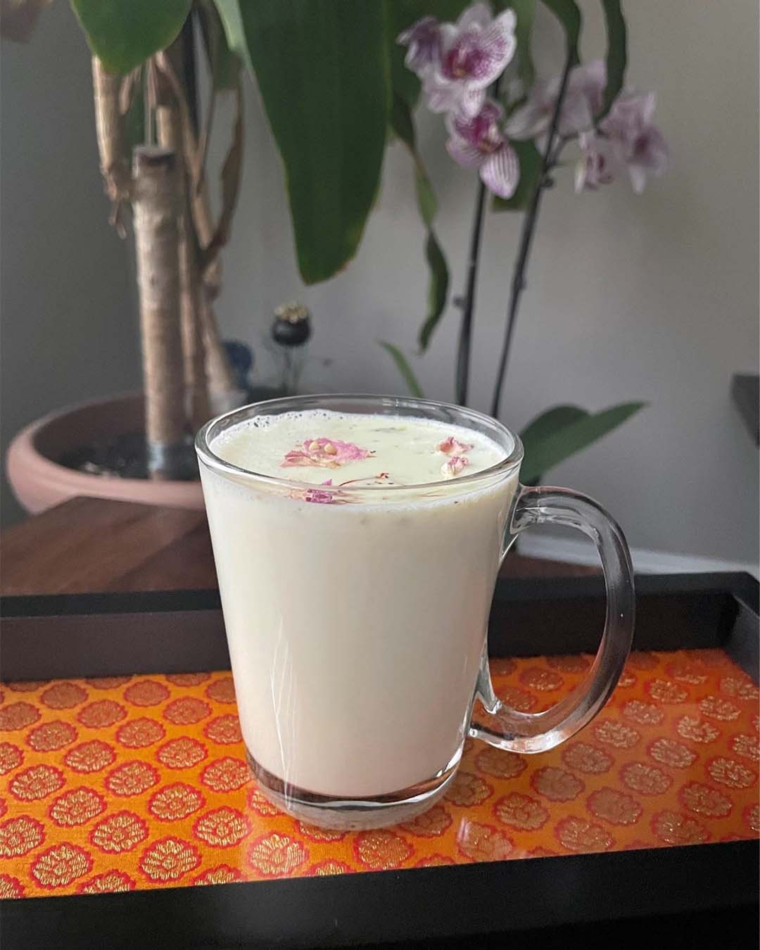 KESAR DOODH (SAFFRON MILK) – Reshmom